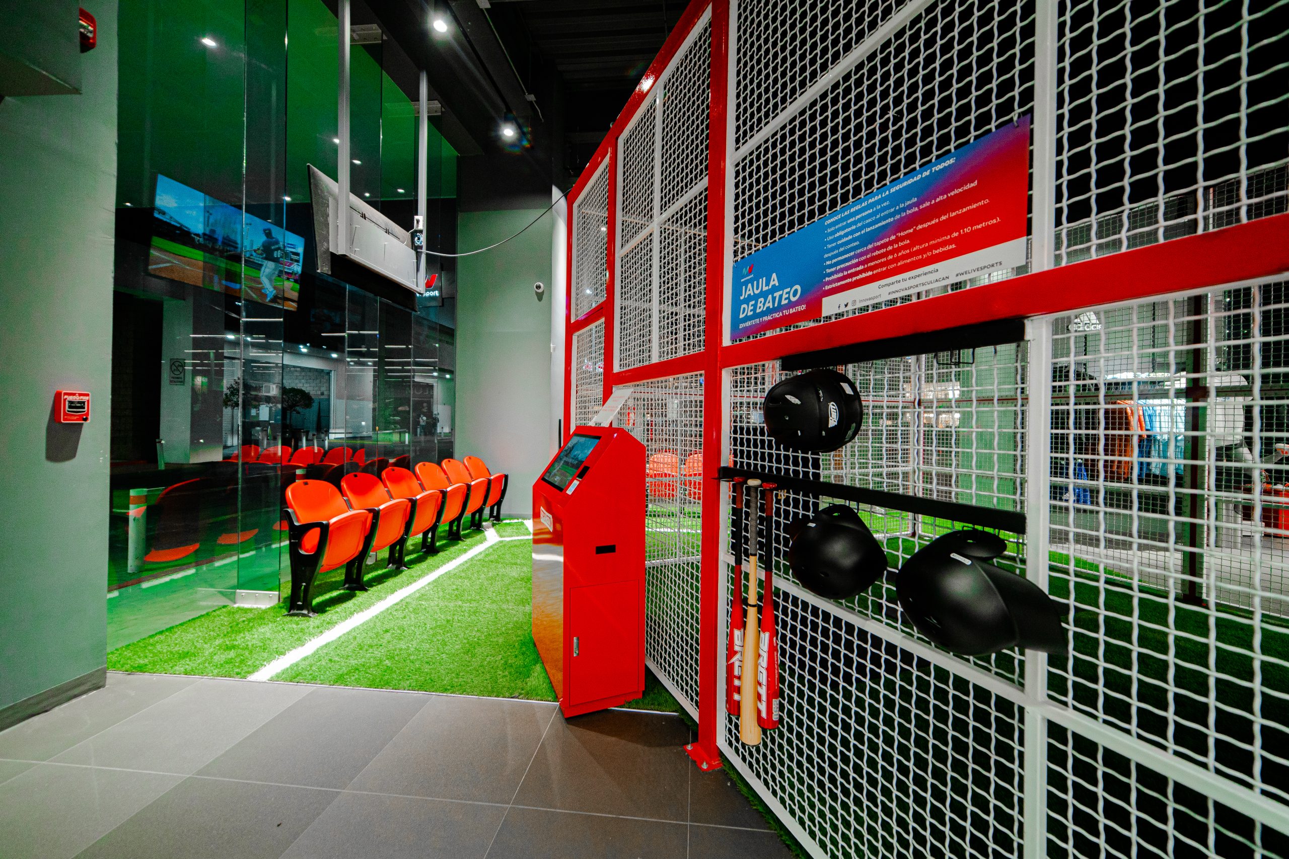 Strikezon llega a Innova Sports - BATBOX