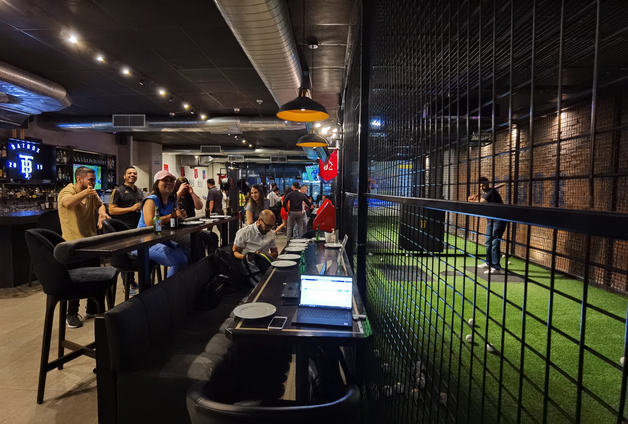 Strikezon: un home run a la realidad virtual - BATBOX