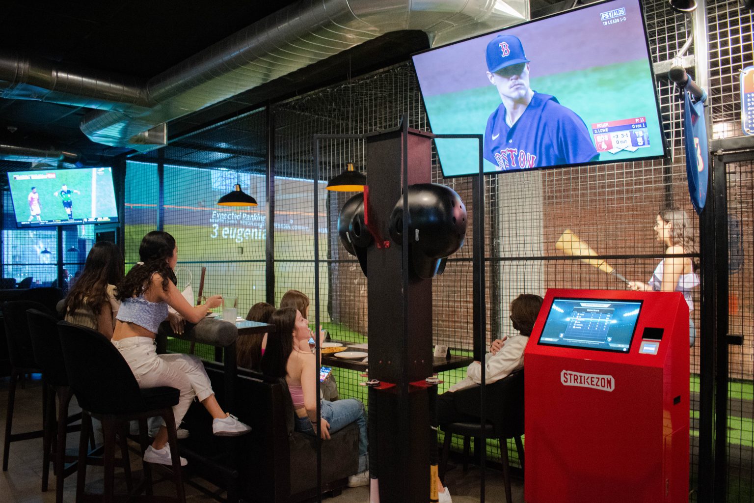 Batbox una nueva forma de jugar al béisbol - BATBOX